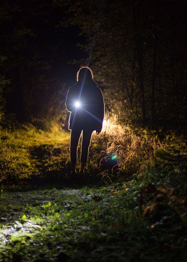 A Step-by-Step Guide on How to Make Your Own Flashlight